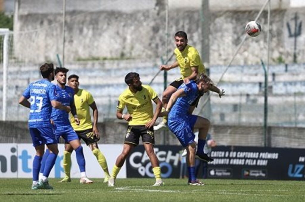 Vianense perde em casa com o Fafe mas continua vivo na Liga 3 | Viana TV